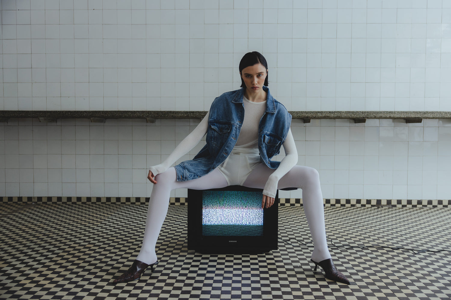 Sklep z Odzieżą Damską i Męską - Modna i Stylowa | Polski Producent ...